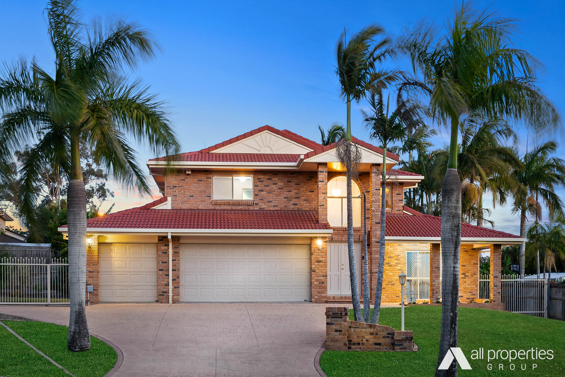 7 Ellesmere Place, Parkinson QLD, 4115 » All Properties Group